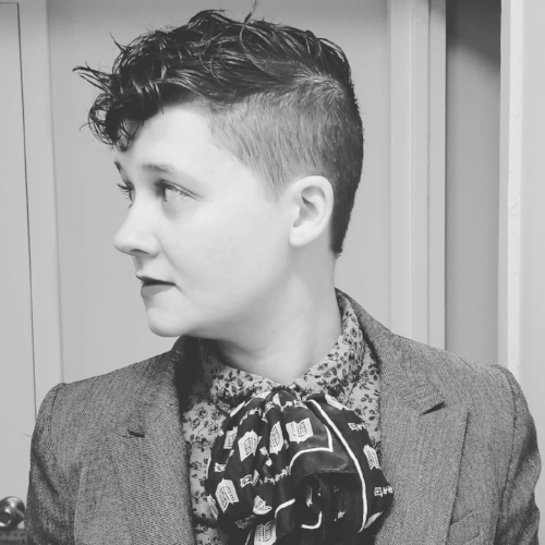 Episode One: Elizabeth Deanna Morris Lakes – Just the Gist Please